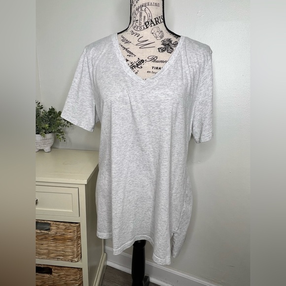Member’s Mark | Tops | Members Mark Vneck Top | Poshmark